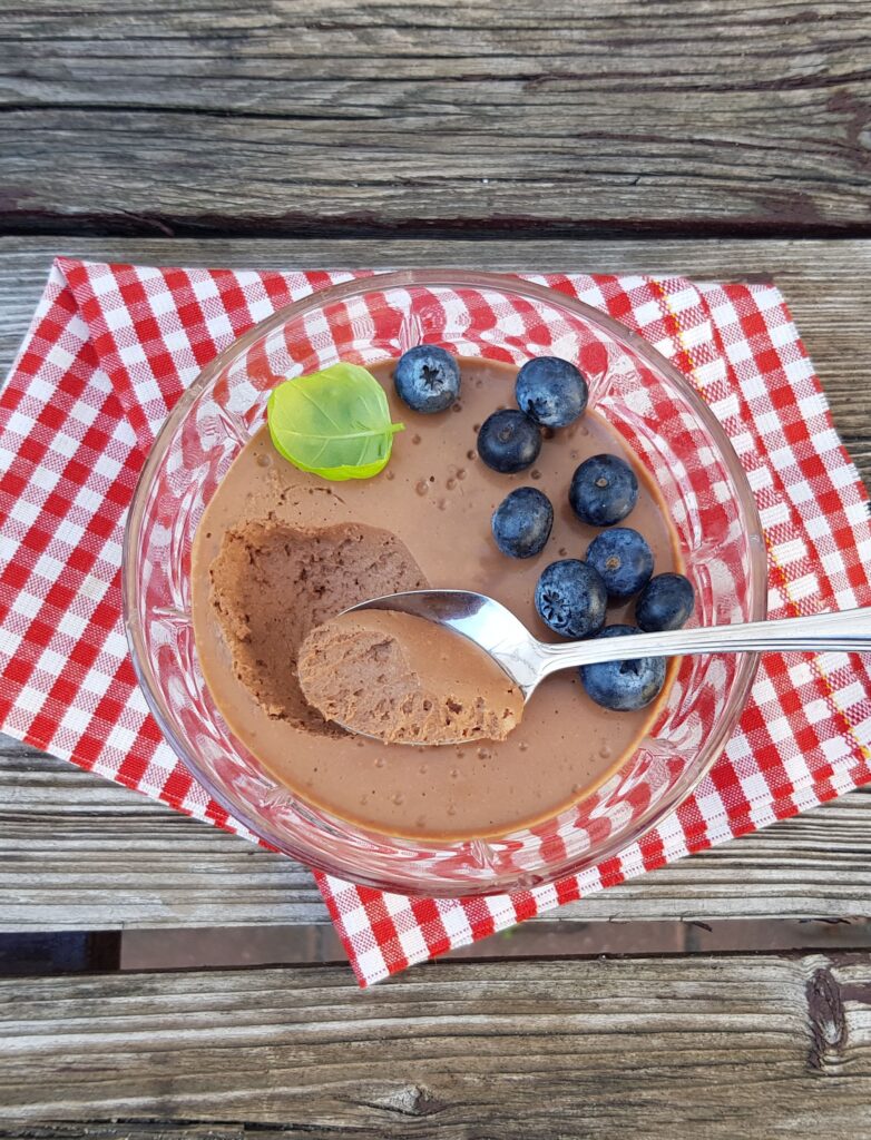 Desery i łakocie keto i LCHF 40 nowych przepisów (ebook) - Saganek.pl